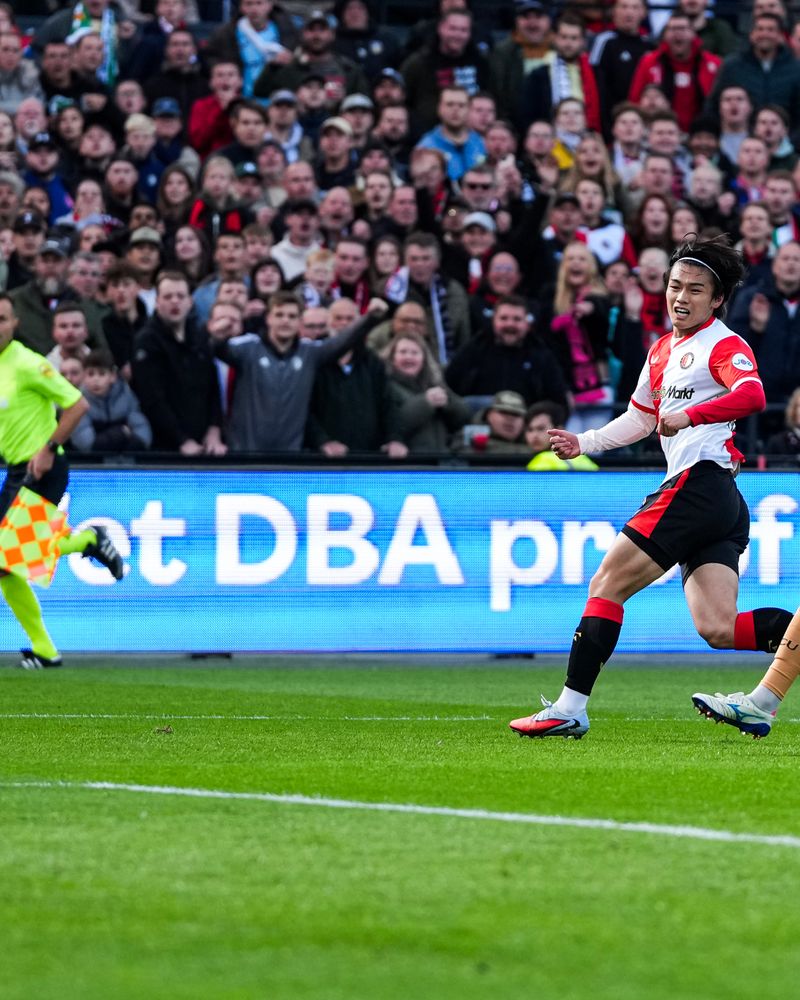 LEES TERUG: Feyenoord wint door Ueda en Steijn van FC Utrecht (3-2) - Rijnmond