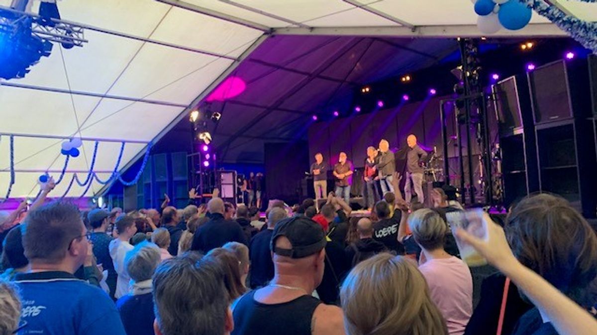 Rowwen Hèze: 'Na 2025 gaan we nog 10 jaar door' - L1 Nieuws