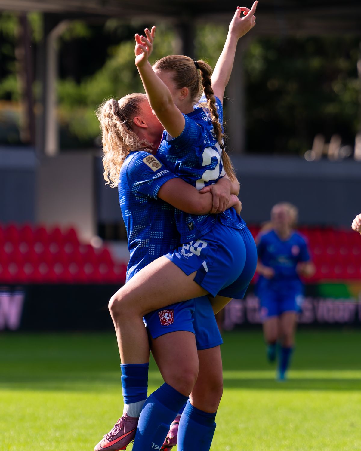 FC Twente Vrouwen vervolgt goede seizoensstart met zege in topper tegen ...