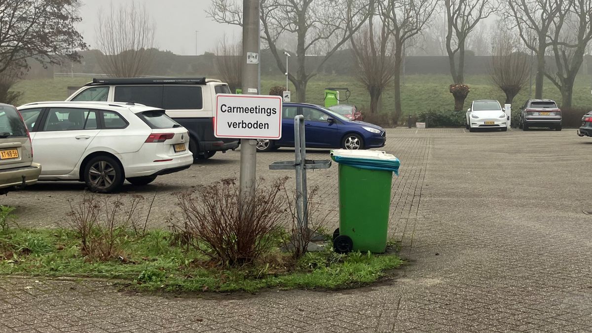 Carpoolplaats dicht na overlast: 'Dan loop je door een groep van 500 ...