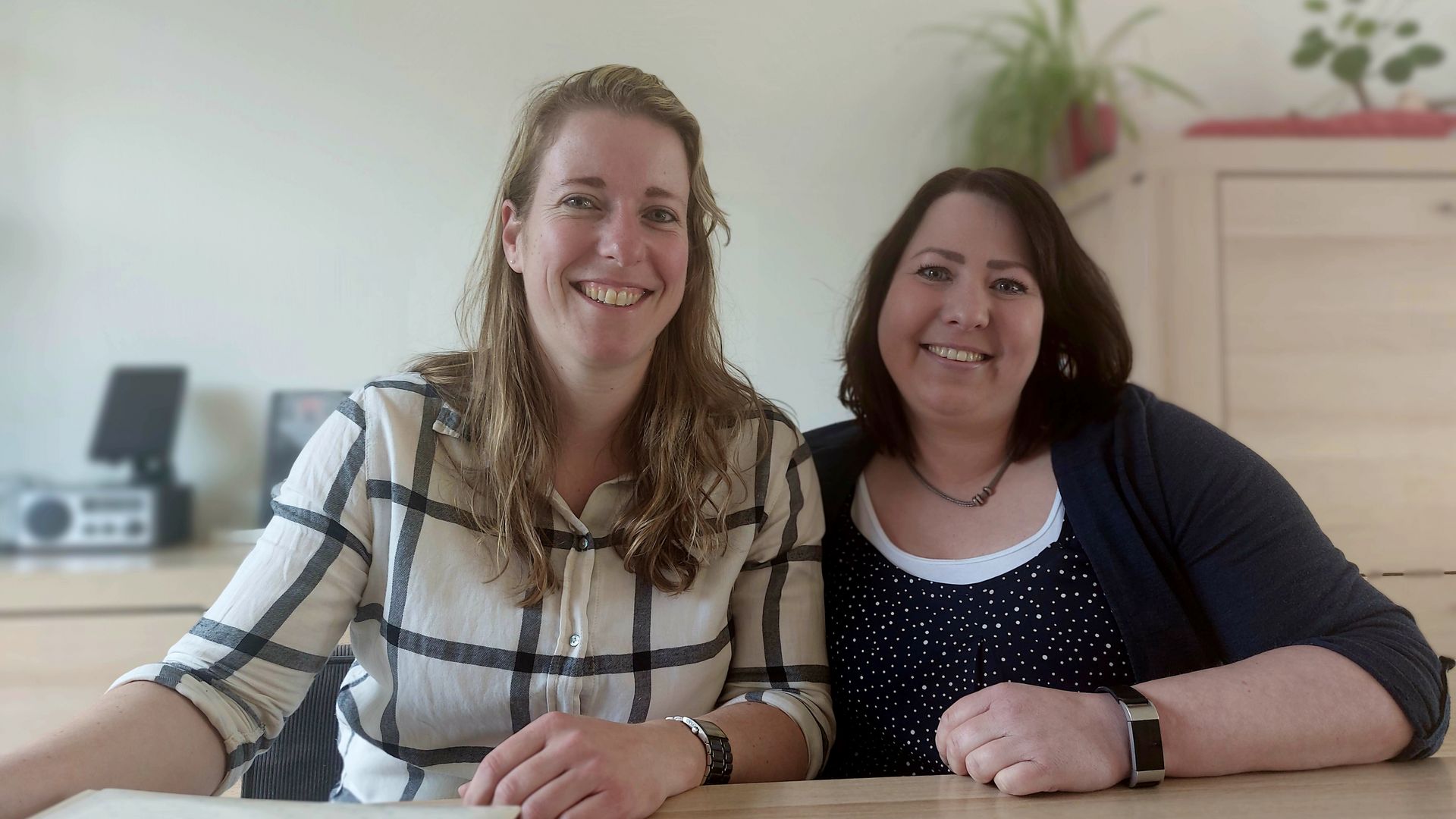 Esther en Michelle zoeken hun donorvader en het spoor leidt naar ...