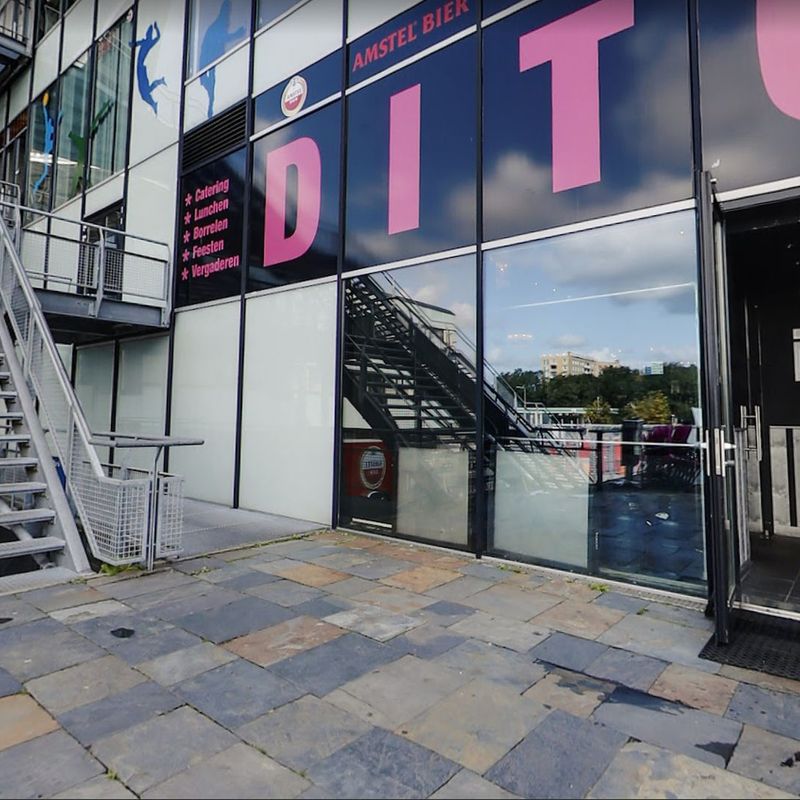 Geen maatregelen tegen FC Utrecht-café DITO: 'Vertrouwen in de toekomst ...