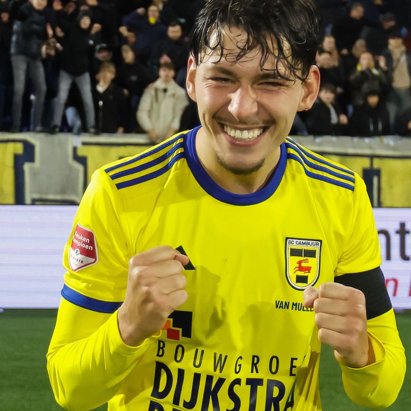 Verdediger Van Mullem als volleerd spits belangrijk voor Cambuur: "Heel ...