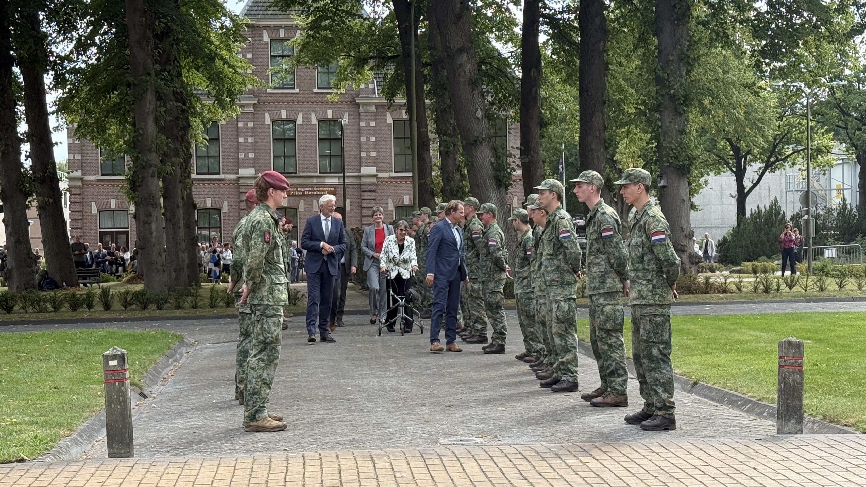 Miljoenen voor kazerne Assen: veiligheidscampus, vergadercentrum en ...