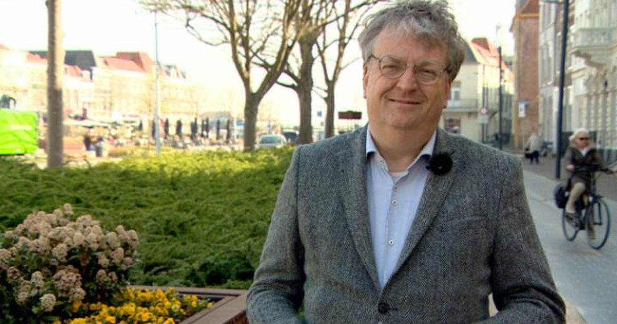 Een april verloor Alva zijn bril, aprilletje zes verloor Alva zijn fles ...