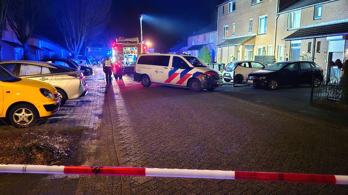 Dode bij uitslaande brand in woning - Omroep Gelderland