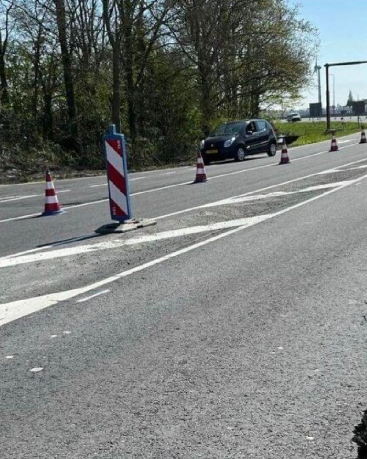 N206 dicht vanwege scheur in asfalt: 'Tot woensdag 6.00 uur' - Omroep West