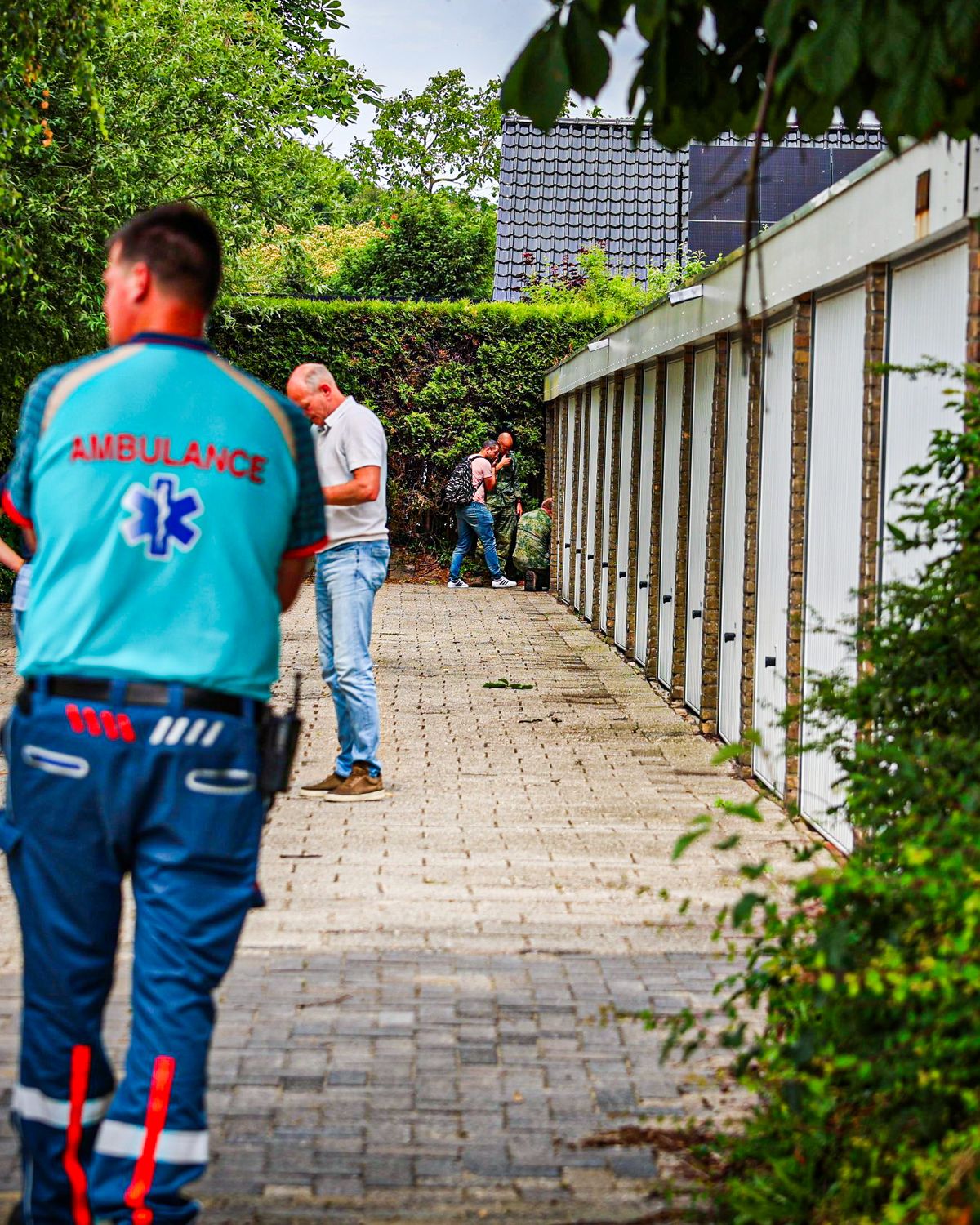 Mooglik eksplosyf fûn yn garaazjeboks Drachten | N380 by It Hearrenfean ...