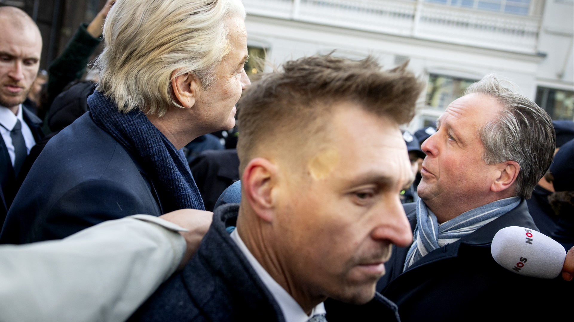 Binnenstad van Delft staat op stelten als Geert Wilders langskomt: 'Dit ...