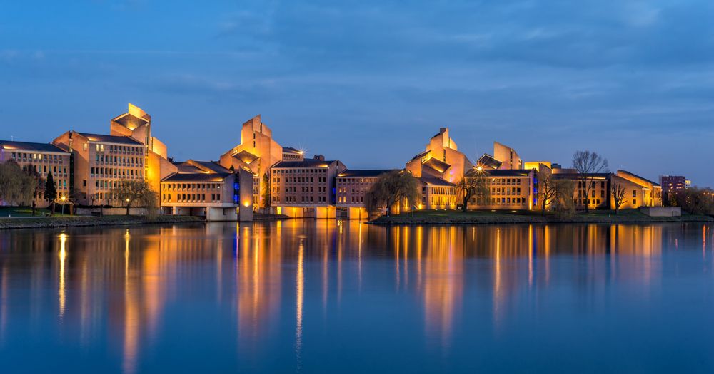 Provincie houdt 100 miljoen euro over, reserve nu bijna een miljard ...