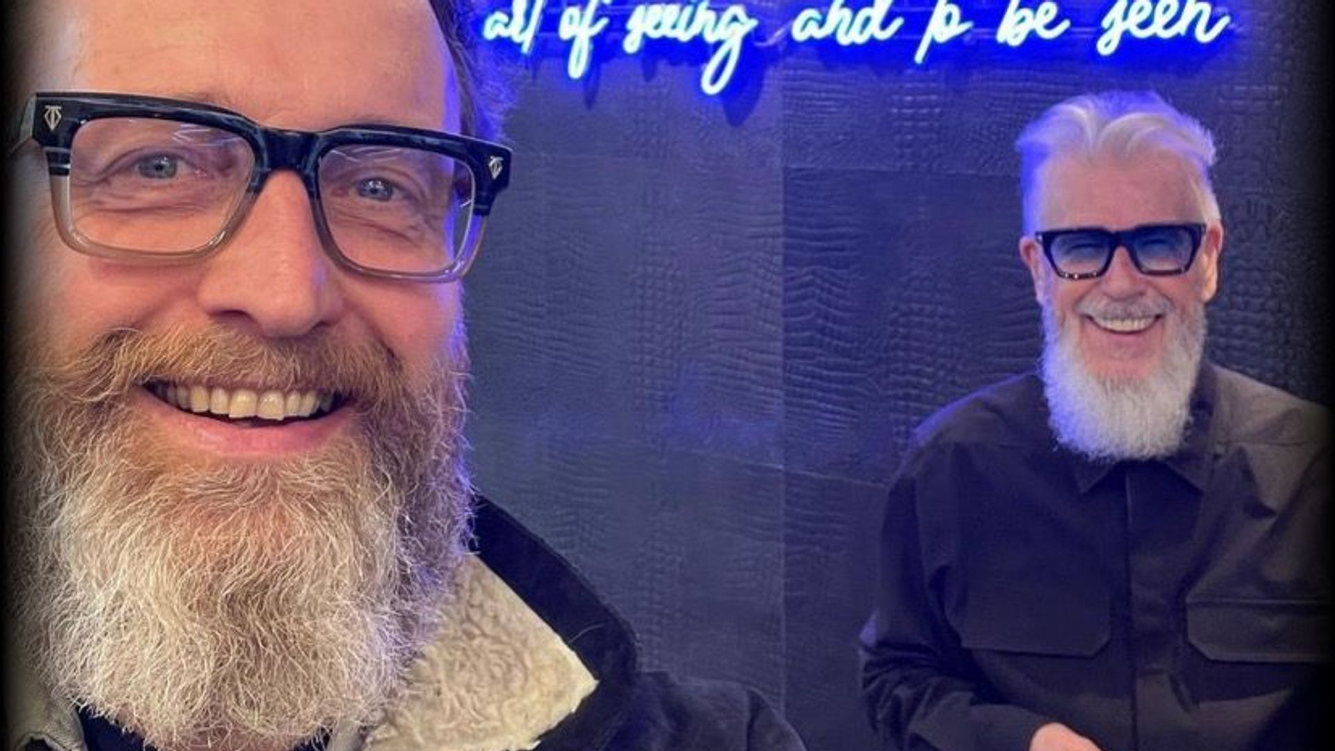 Ben Akkerman (81) ontwierp brillen voor Elton John en Lou Rawls en zit nog vol inspiratie, 'Ik ...