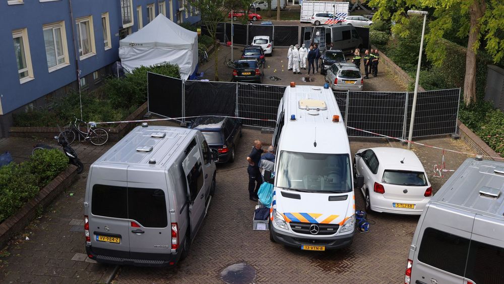 Jaloerse man steekt nieuwe vriend van geliefde dood, 12 jaar cel en tbs geëist - Omroep West