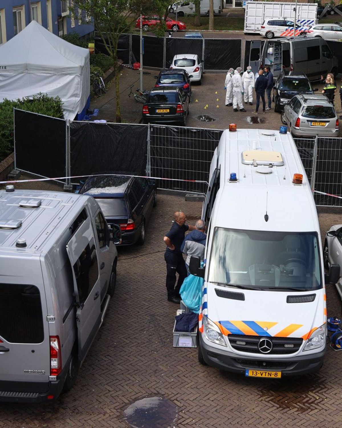 Jaloerse man steekt nieuwe vriend van geliefde dood, 12 jaar cel en tbs geëist - Omroep West