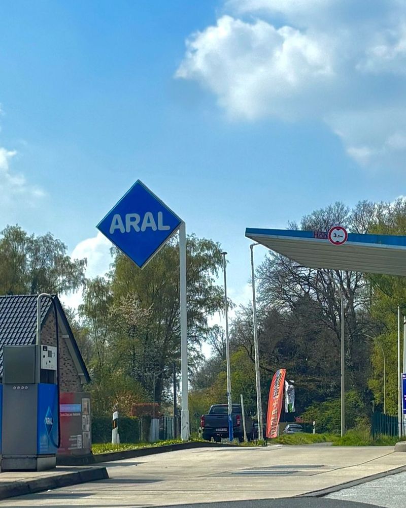 Tanken in Duitsland wordt goedkoper: regering verlaagt accijns - L1 Nieuws
