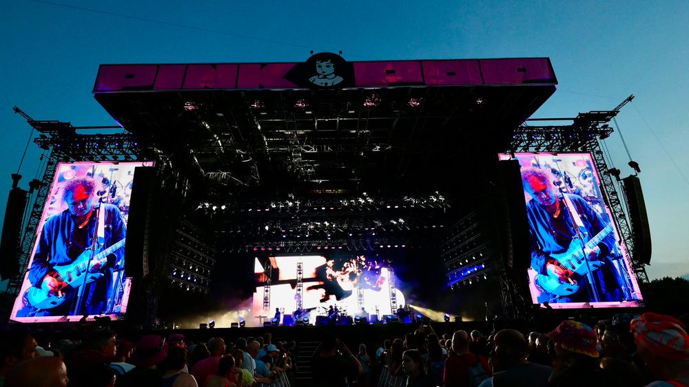Liveblog: Pinkpop-zaterdag vol met optredens, bezoekers in het oranje ...