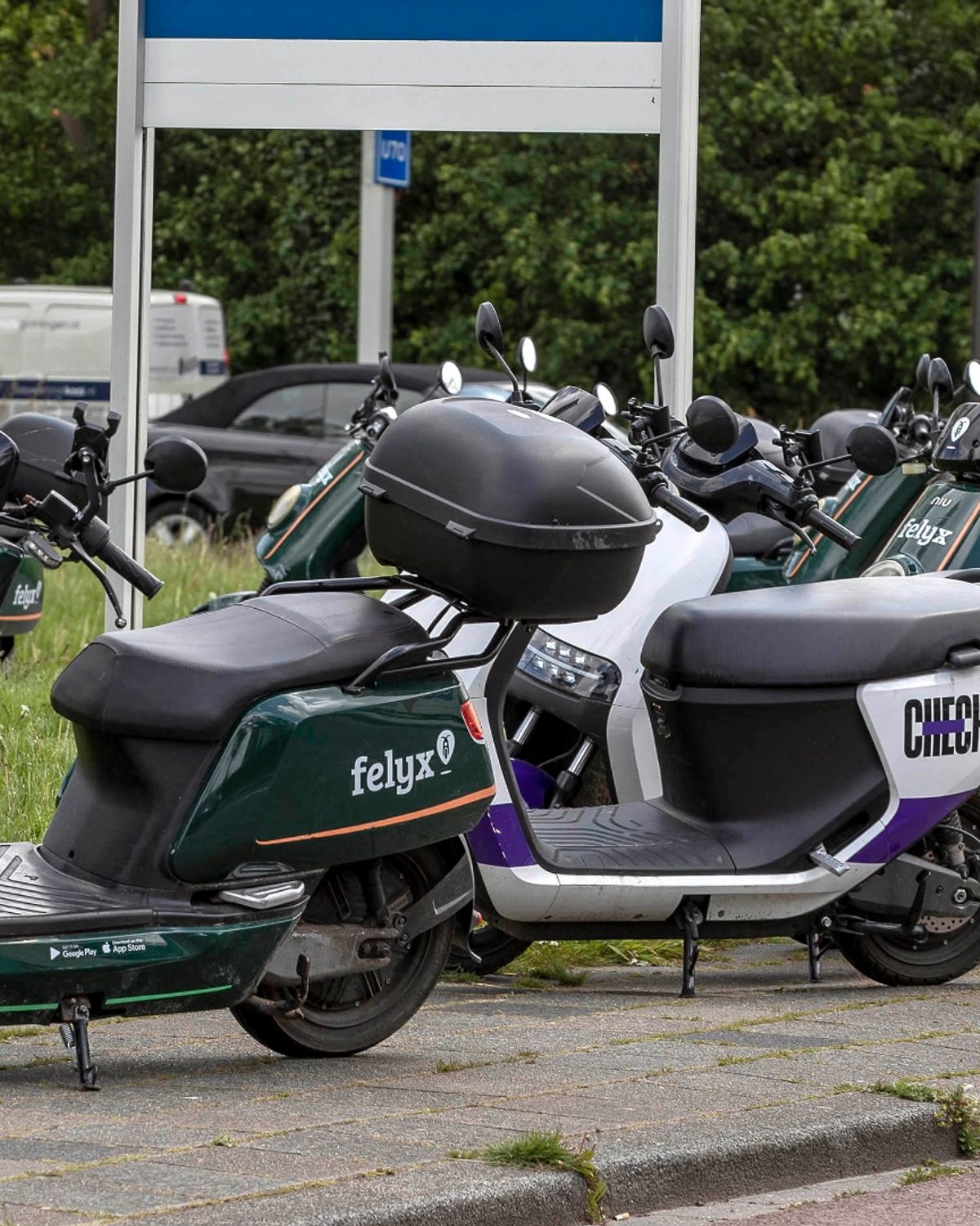 Deelscooters van Felyx verdwijnen uit Groningen - RTV Noord