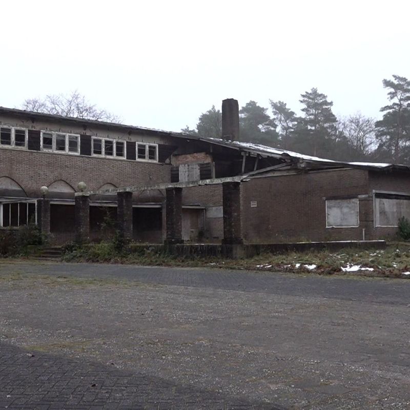 Al ruim 15 jaar irritatie door dit afgebrande gebouw - Omroep Gelderland