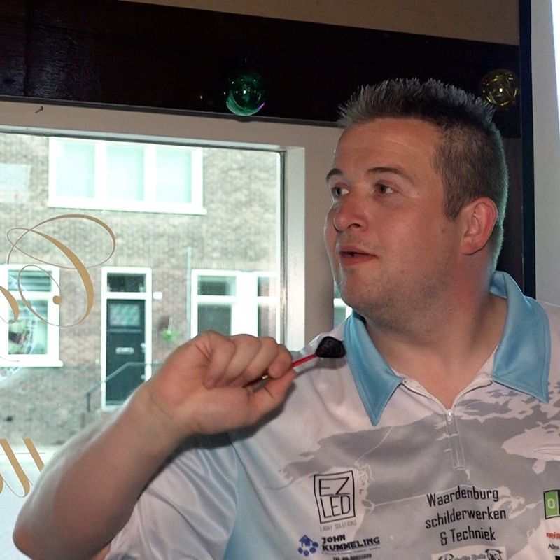 Roy (42) doet vijfde poging tot wereldrecord: 'De laatste keer ...