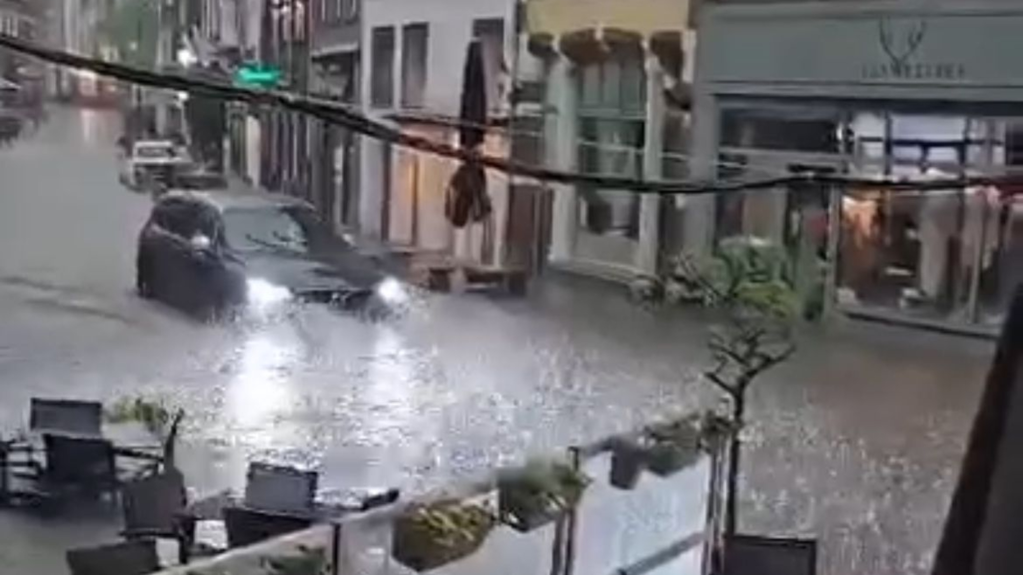 Wateroverlast Heuvelland en Venlo: regio's hard getroffen - L1 Nieuws