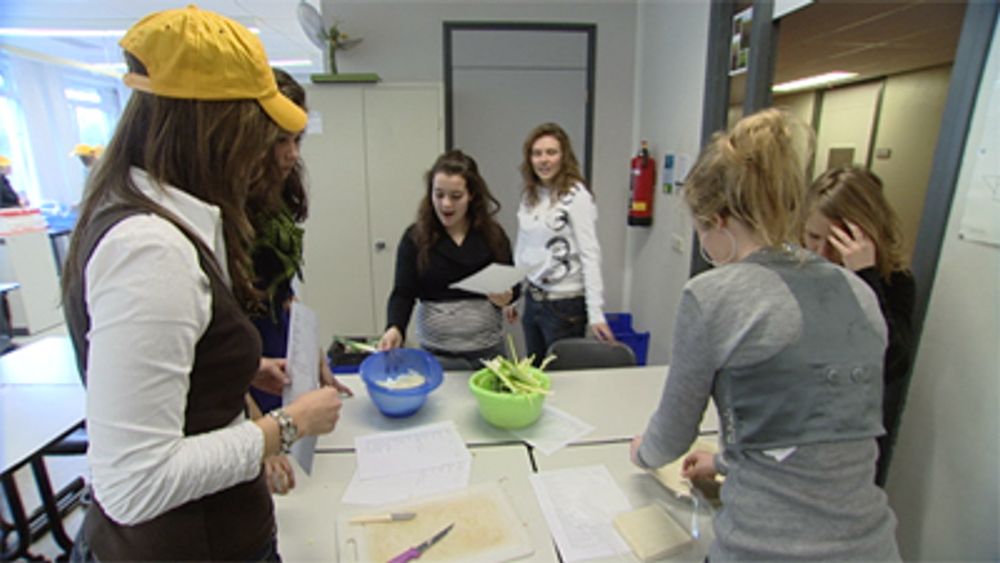 Leerlingen Sintermeertencollege Heerlen gaan school besturen - L1