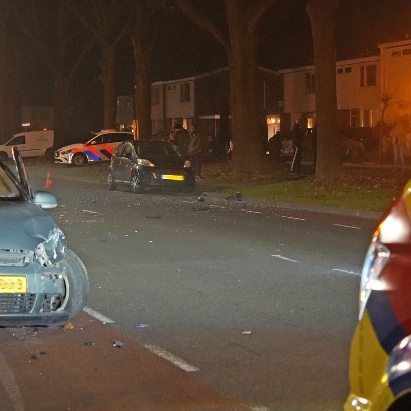 Twee gewonden bij ongeluk in Emmen - RTV Drenthe