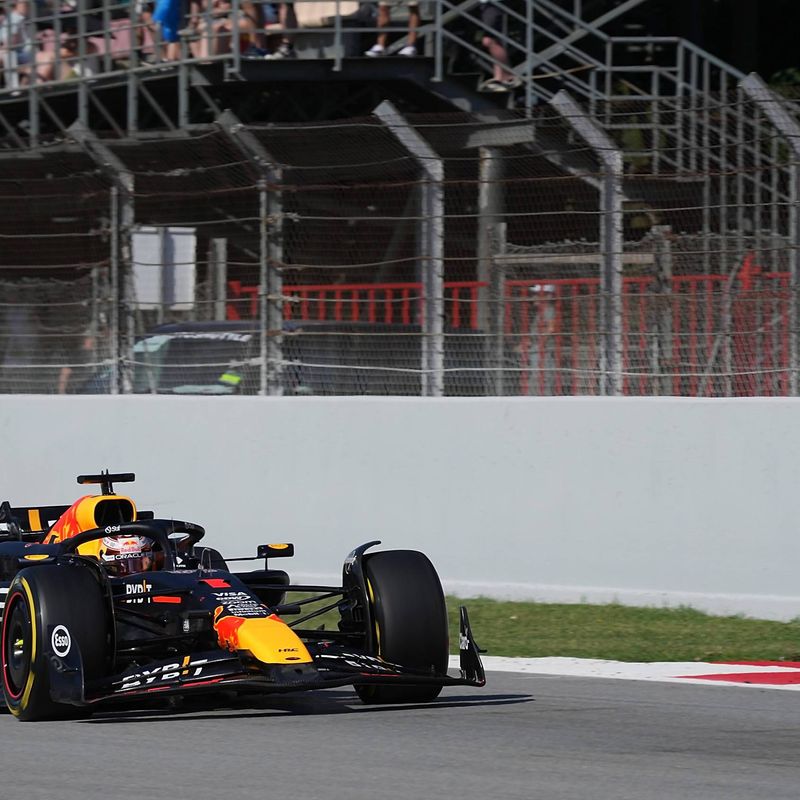 Verstappen zoekt balans en rijdt vijfde tijd in tweede training - L1 Nieuws