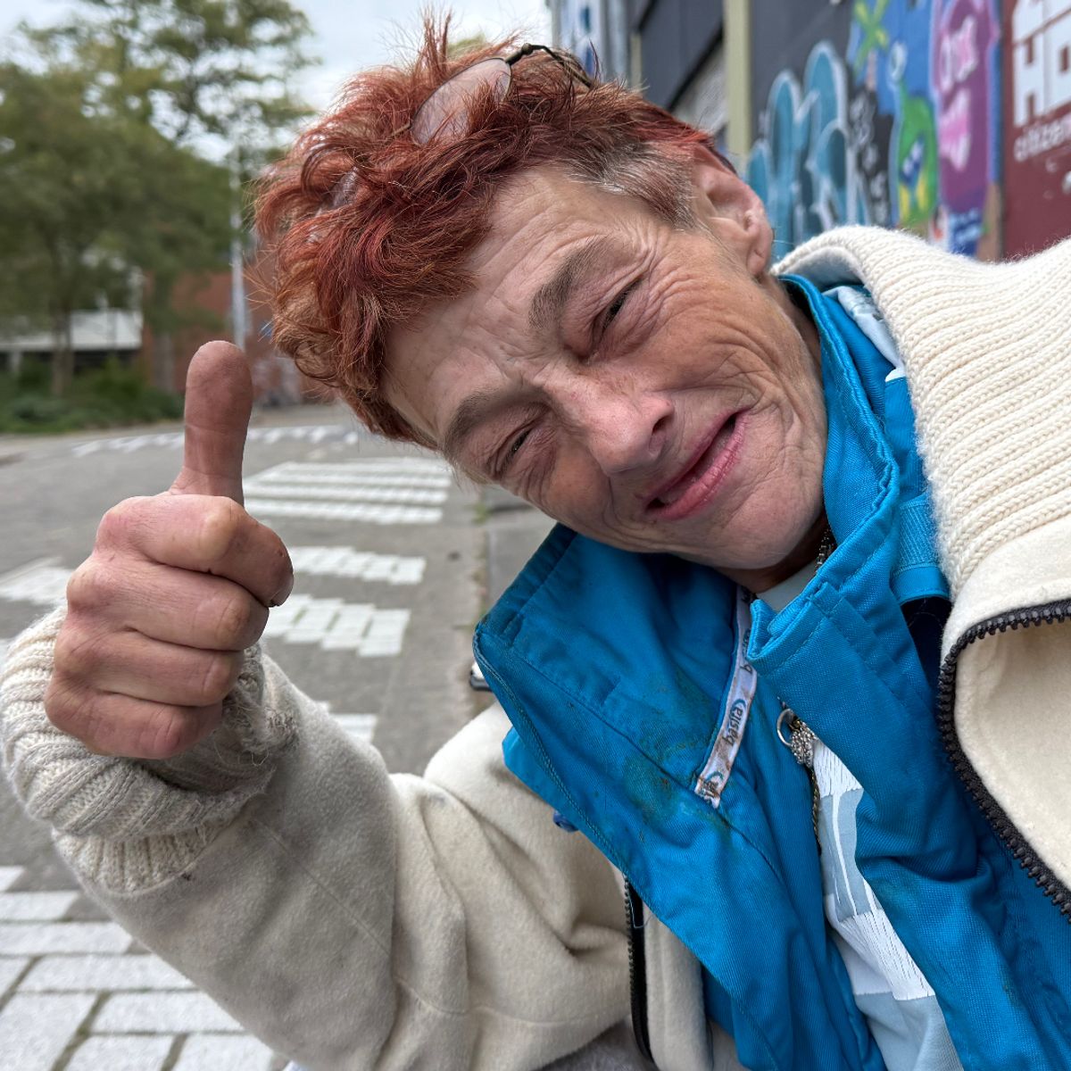 Als vrouw op straat heeft Carla het altijd zwaar: ‘Ik lijd heel veel ...