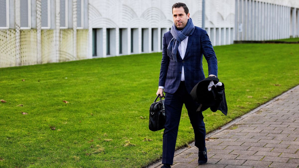 Overgebleven advocaten Ridouan Taghi leggen verdediging neer - RTV Utrecht