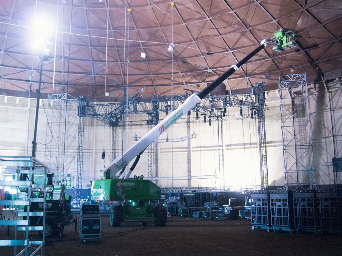 Eerste feest in Ferro Dome Rotterdam - Rijnmond