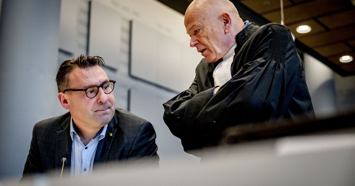 Knetterend begin van hoger beroep Haagse corruptiezaak: wat is omkoping ...