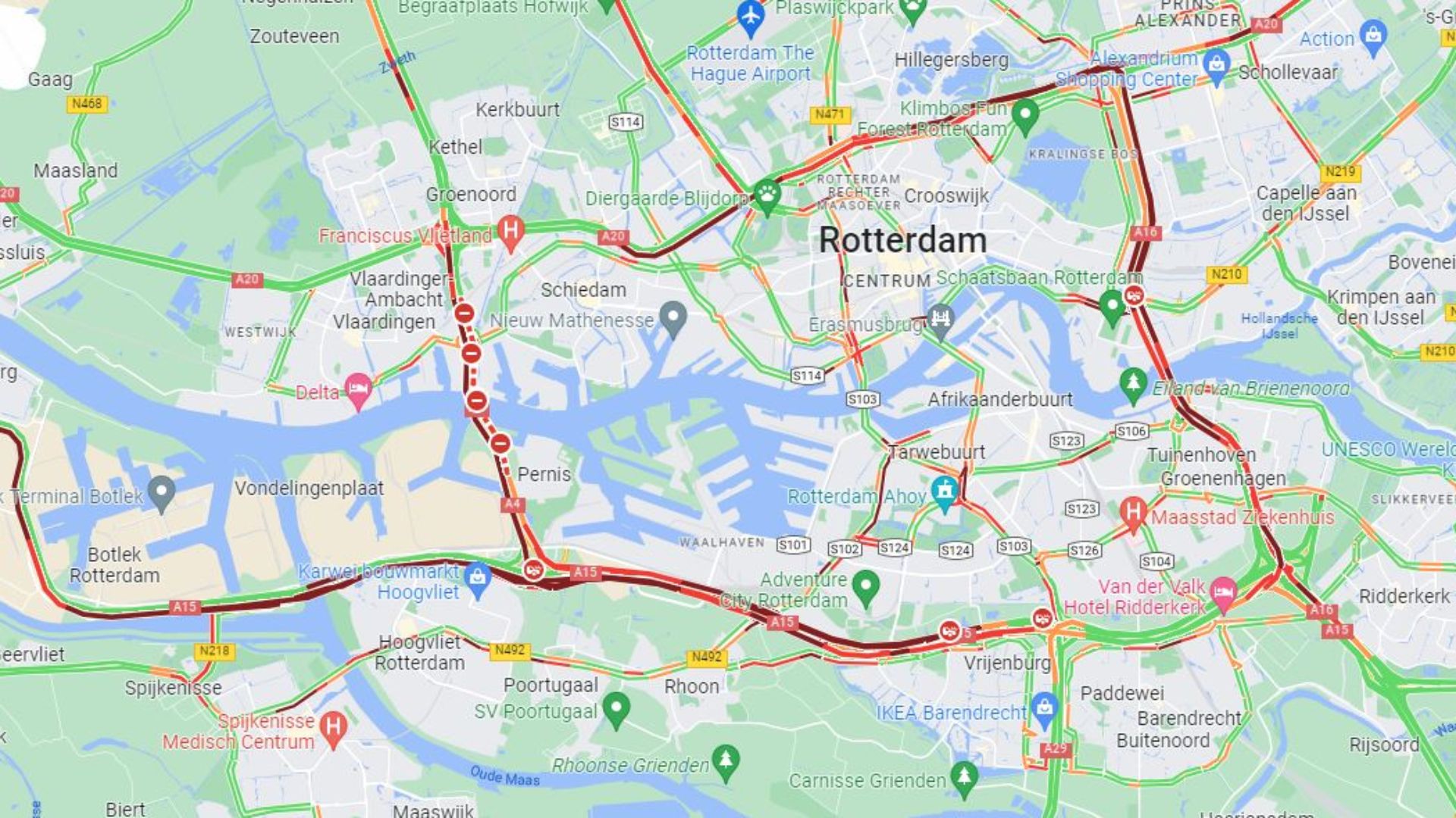 Flinke avondspits zorgt voor muurvaste files rondom Rotterdam ...