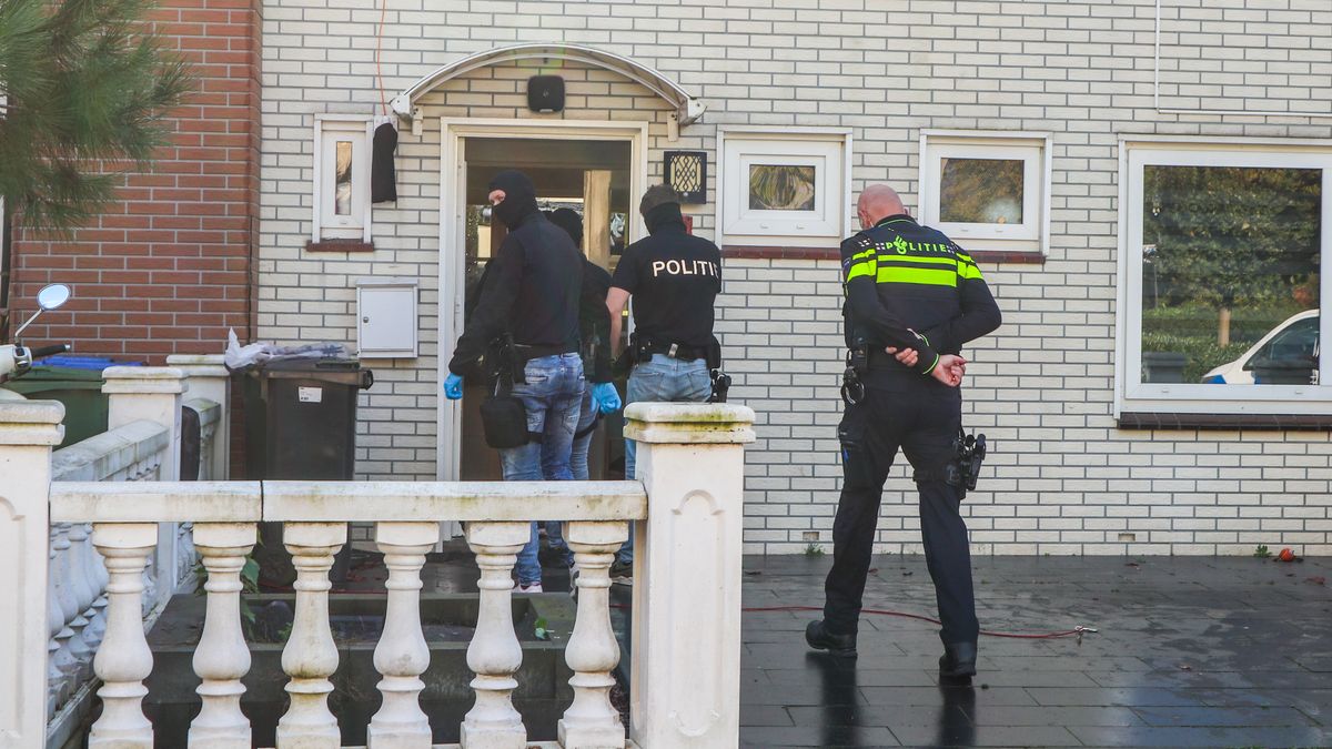 Persoon bedreigd met vuurwapen - Rijnmond