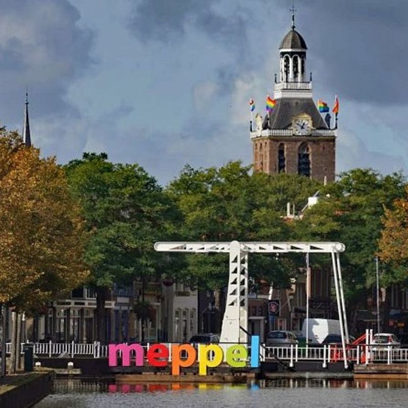 Opvang op een boot in Meppel voor bijna 100 vluchtelingen - RTV Drenthe