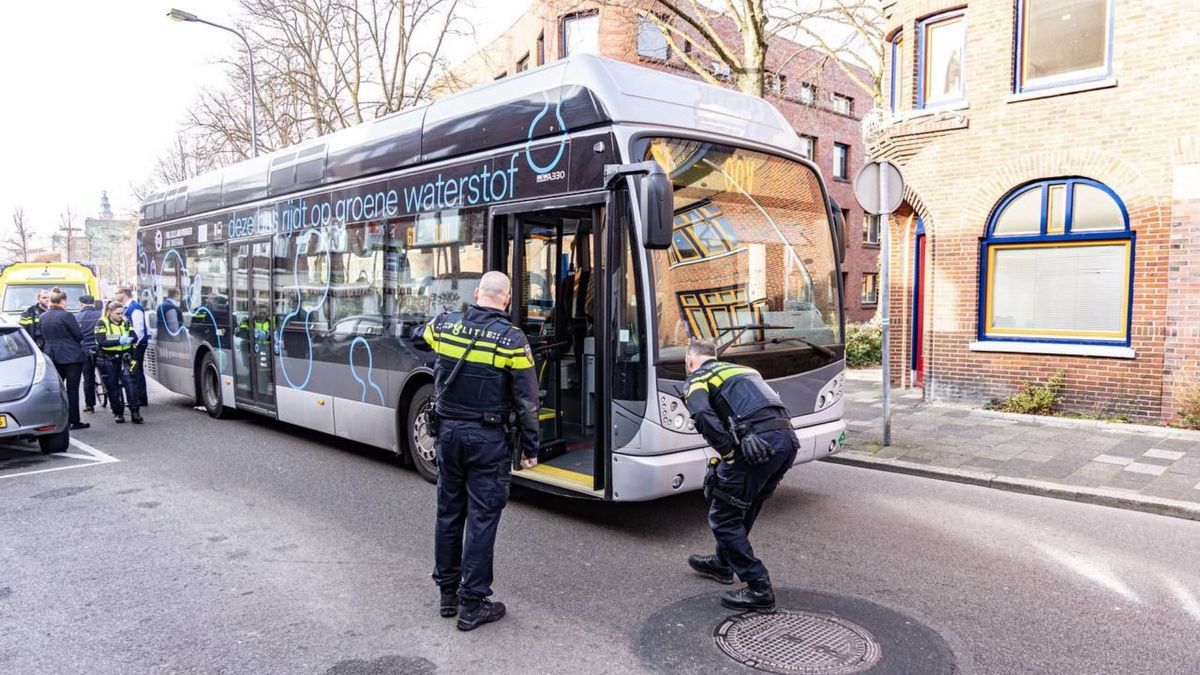 112-nieuws woensdag 15 februari: Botsing tussen bus en fietser ...