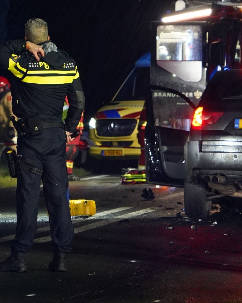 112-nieuws zondag 31 december: Zwaargewonde bij ongeluk op N367 bij Oude Pekela - RTV Noord