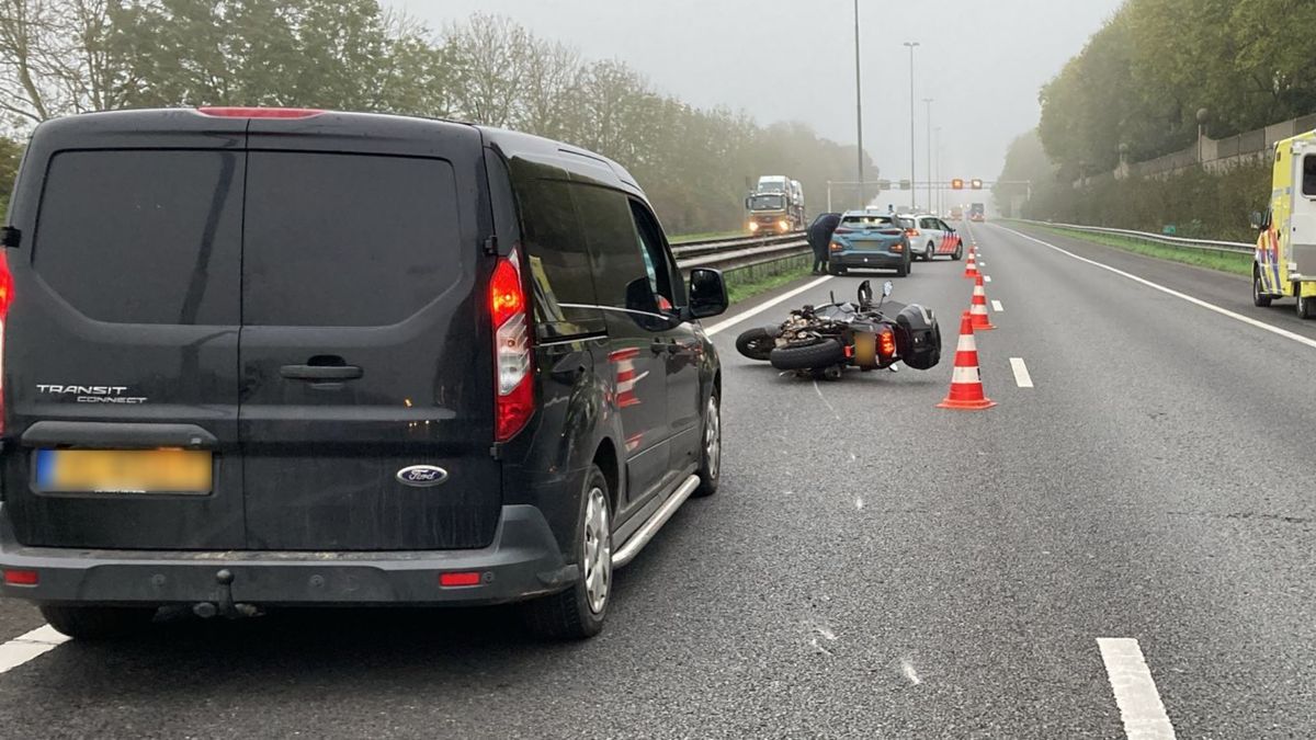 File door ongeluk met motorrijder - Rijnmond