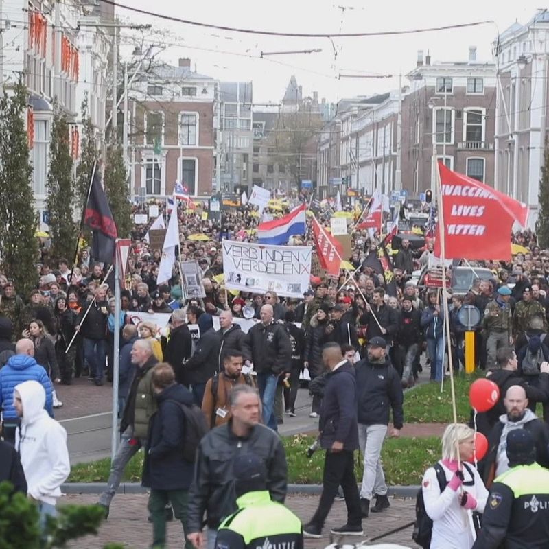Duizenden mensen lopen in protestmars door Den Haag - Omroep West