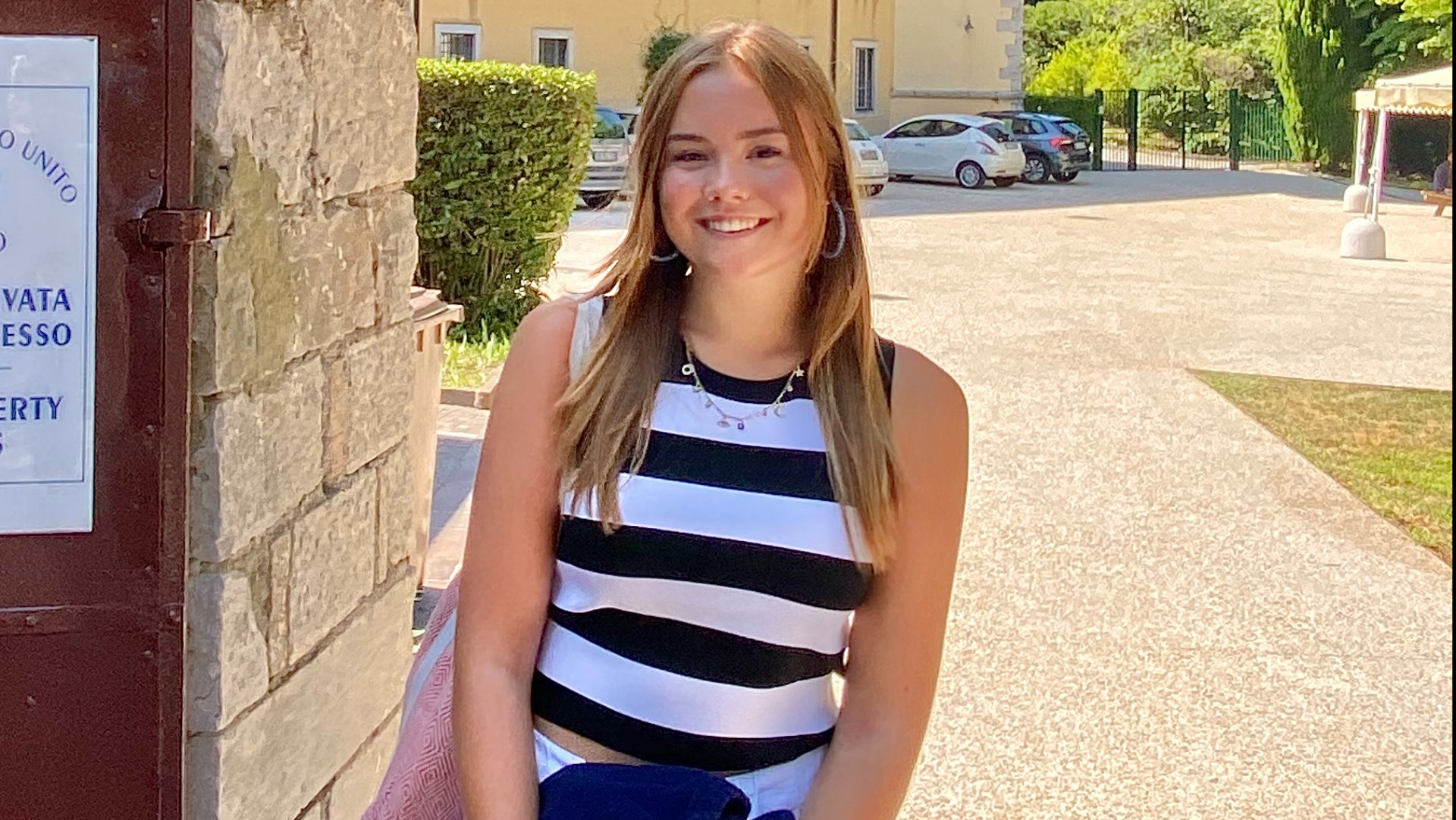 Prinses Ariane 18 jaar: de leukste foto's van peuter tot puber - Den ...