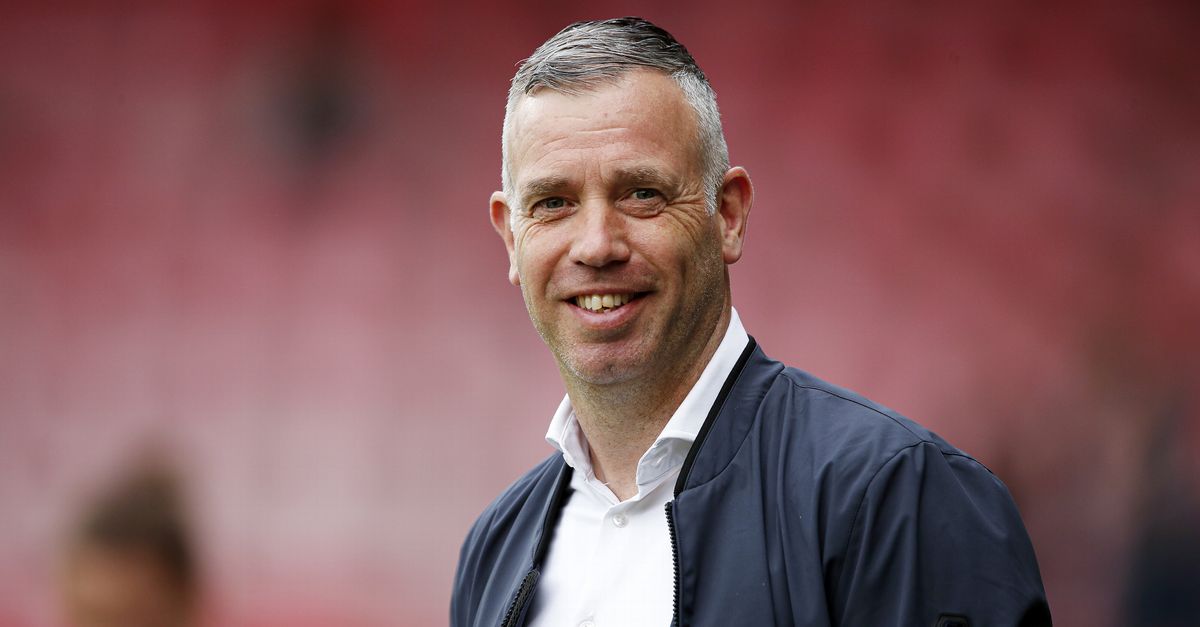 Assistent-trainer René Hake vertrekt bij Feyenoord - RTV Drenthe