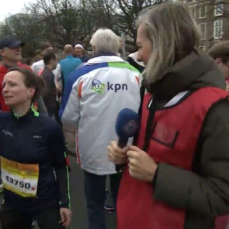 Sfeer zit er goed in bij start van 10 kilometer bij CPC Loop - Omroep West