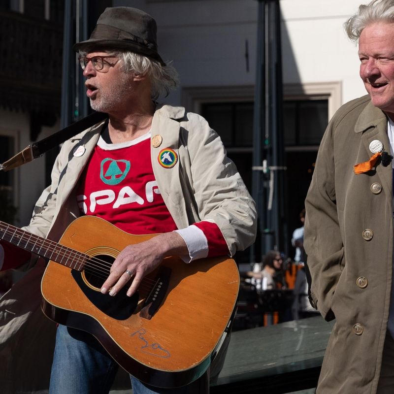 Jubileumtour Pé en Rinus is grotendeels uitverkocht: 'Een beetje ...