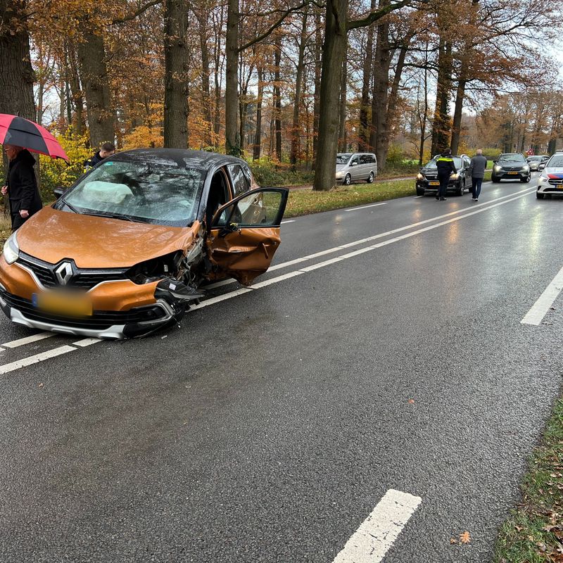 112 Nieuws: Cabine vrachtwagen vliegt in brand | File op N344 na ...