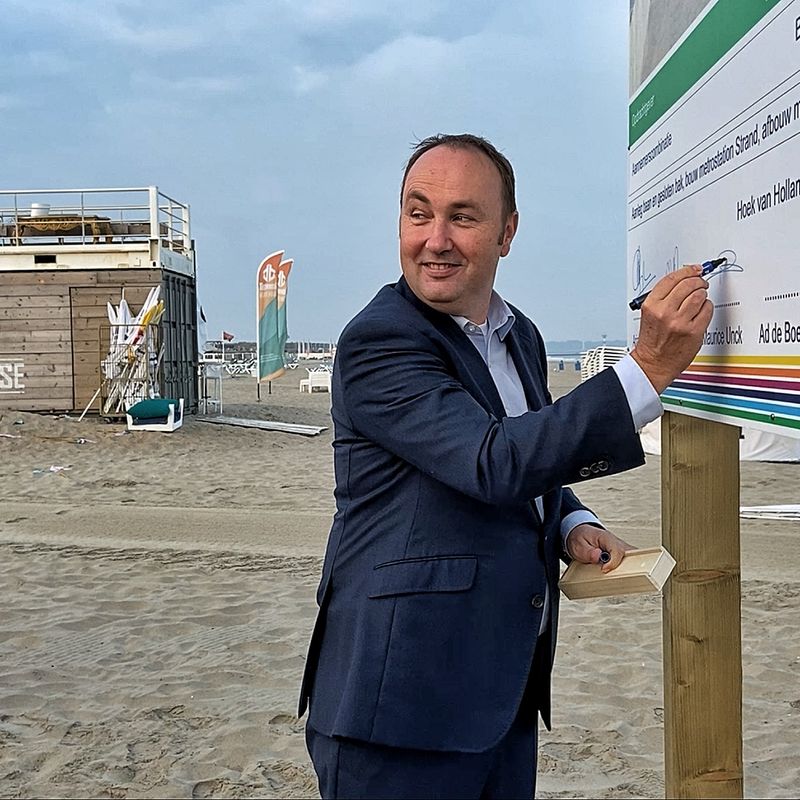 RET-directeur Maurice Unck te gast bij Radio Rijnmond, stuur jouw vraag ...