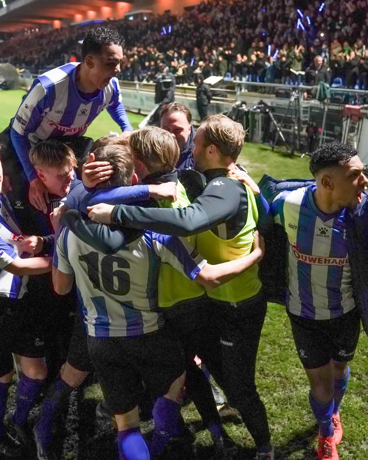 Quick Boys met 2200 supporters naar bekerwedstrijd tegen AZ ...