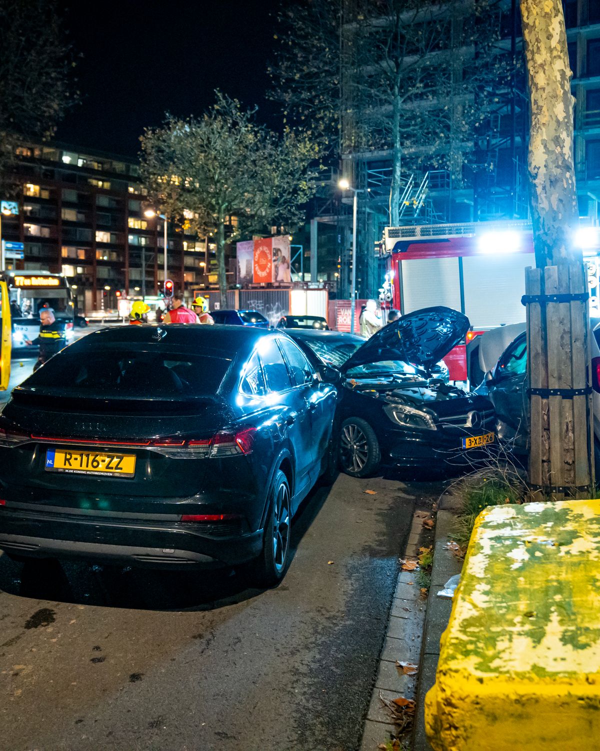 Illegale bingo opgerold in Dordrecht | Ongeluk met vier auto's op Rotterdam-Zuid - Rijnmond