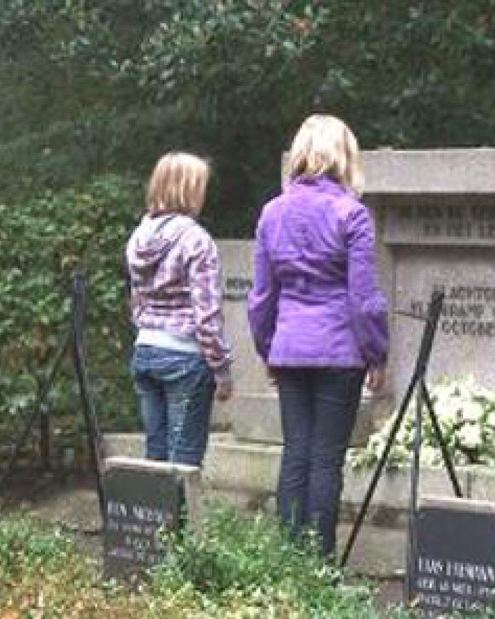 Herdenking vliegramp Apeldoorn 1946 - Omroep Gelderland