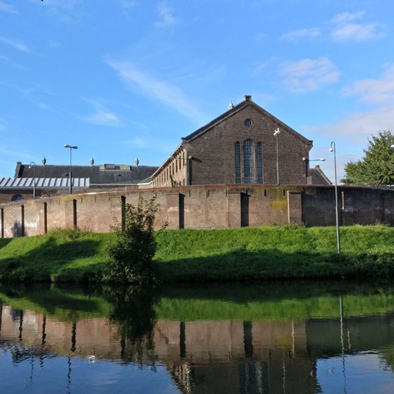 Voormalige gevangenis Wolvenplein definitief te koop - RTV Utrecht