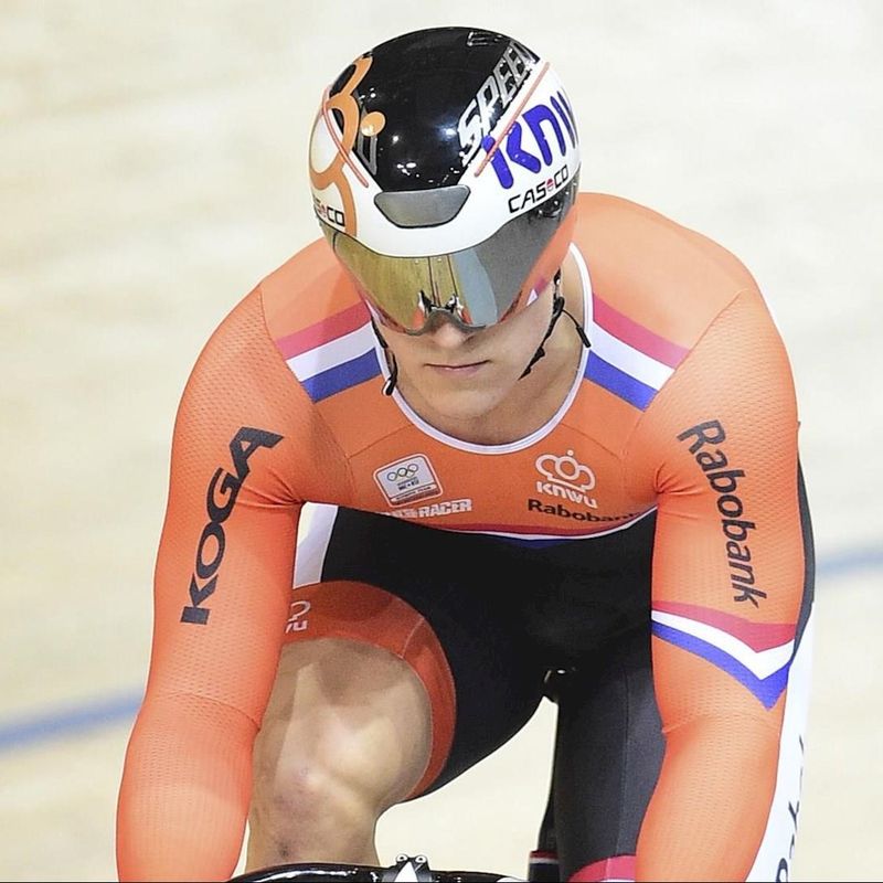 Baanwielrenner Jeffrey Hoogland door nierklachten met twijfels naar WK ...