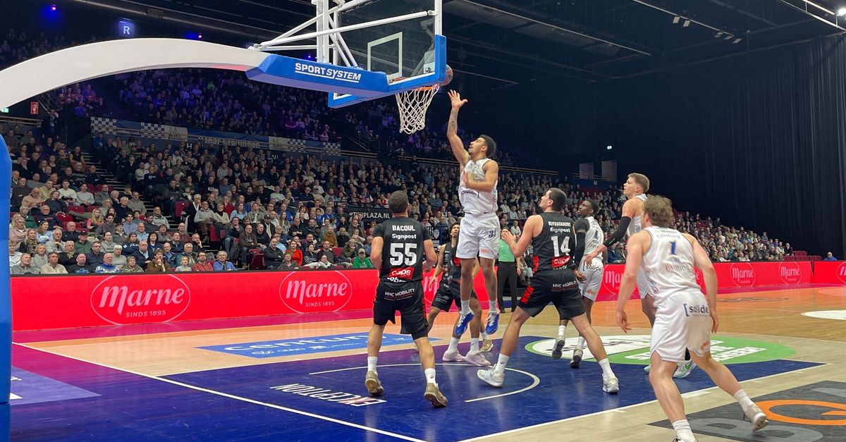 Donar laat Martiniplaza opnieuw schudden met galavoorstelling tegen ...