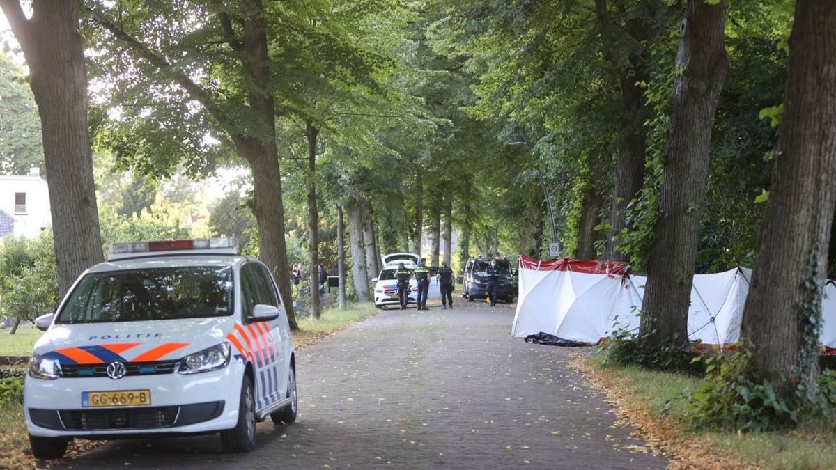 Meisje (16) dood gevonden in sloot - Omroep Gelderland